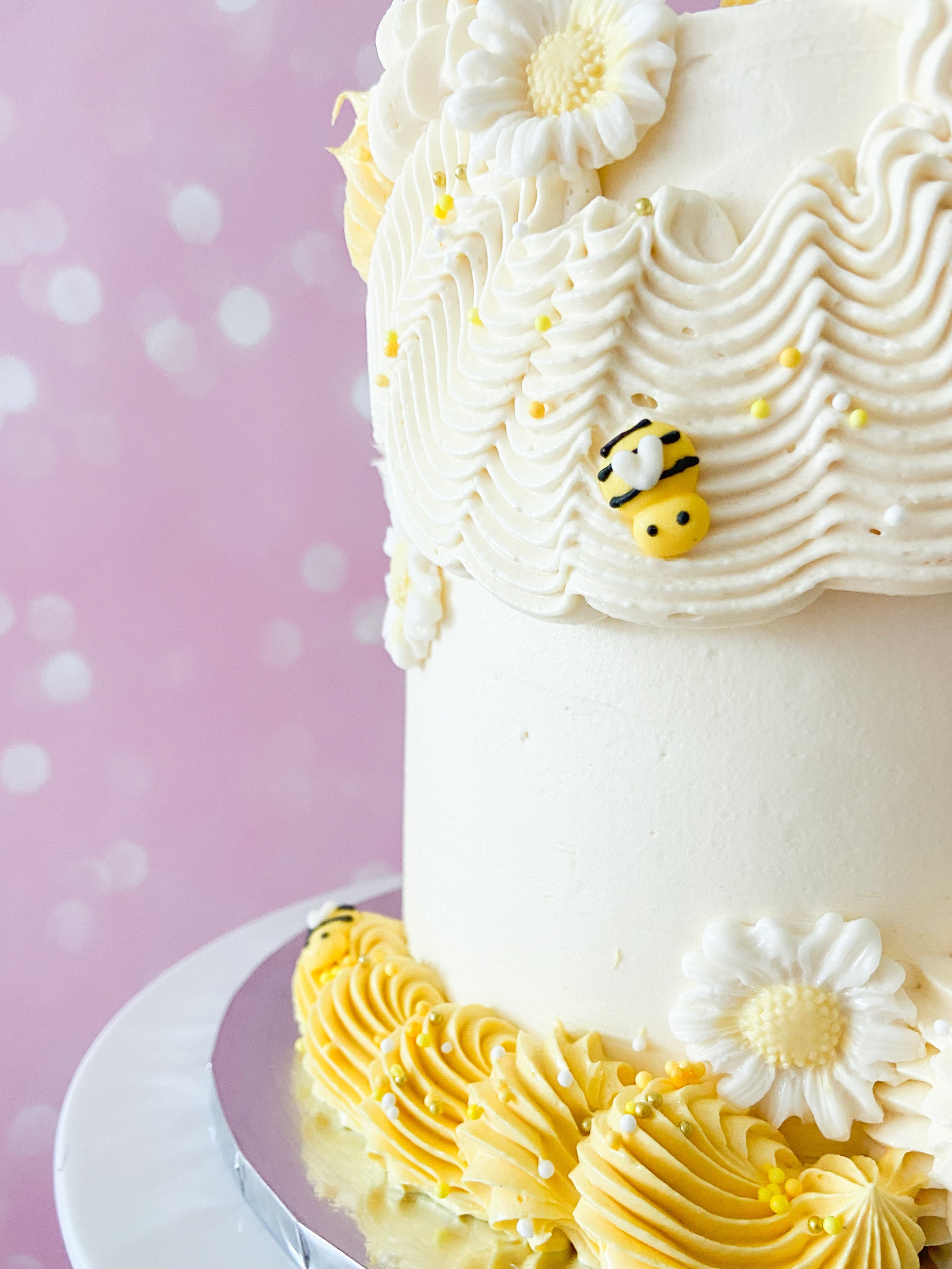 bee wedding cake