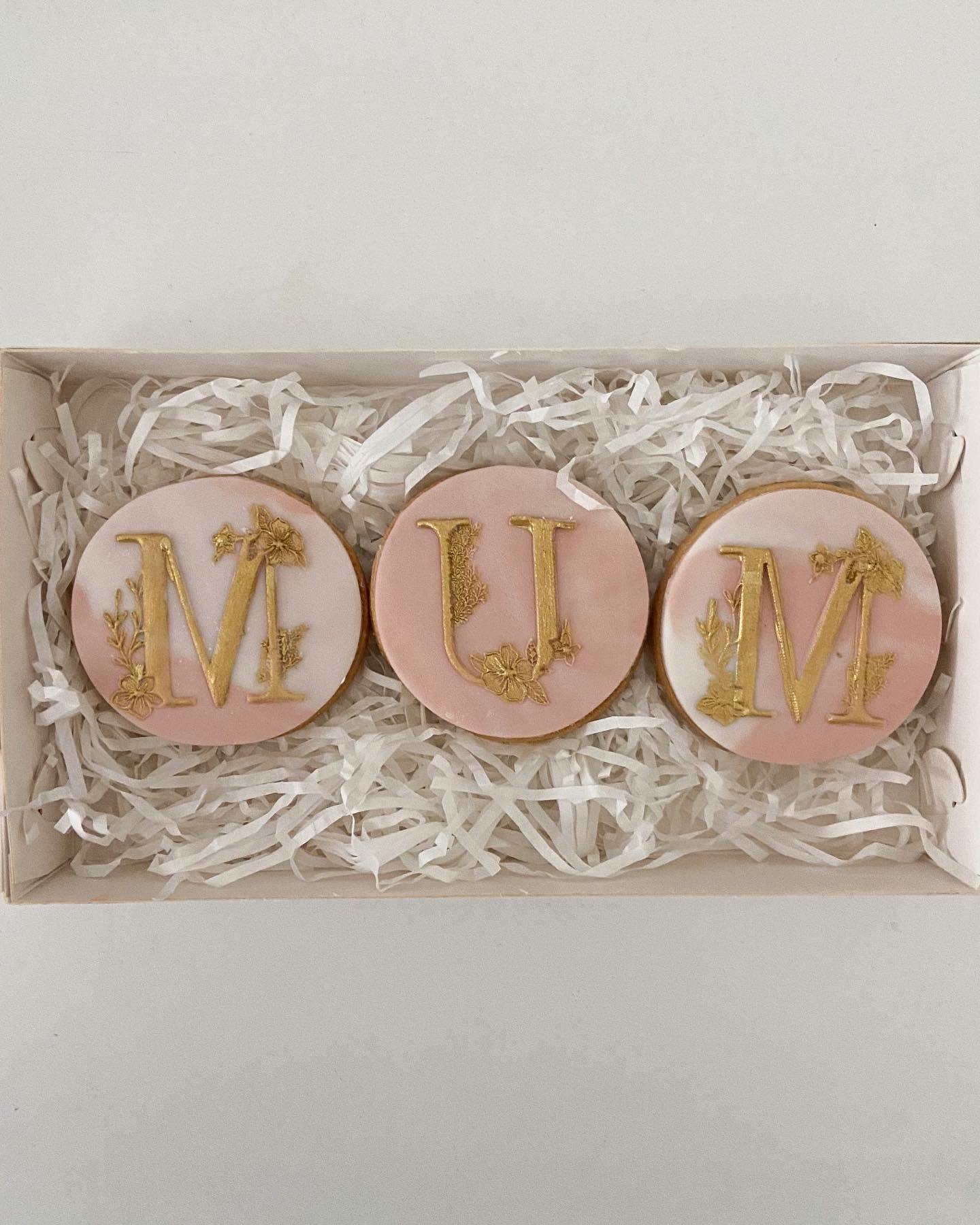 Mum Cookies | Frosting Cakery